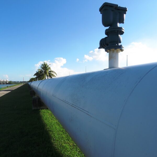 The 5 Main Types of Oil and Gas Pipelines [And Their Purposes]